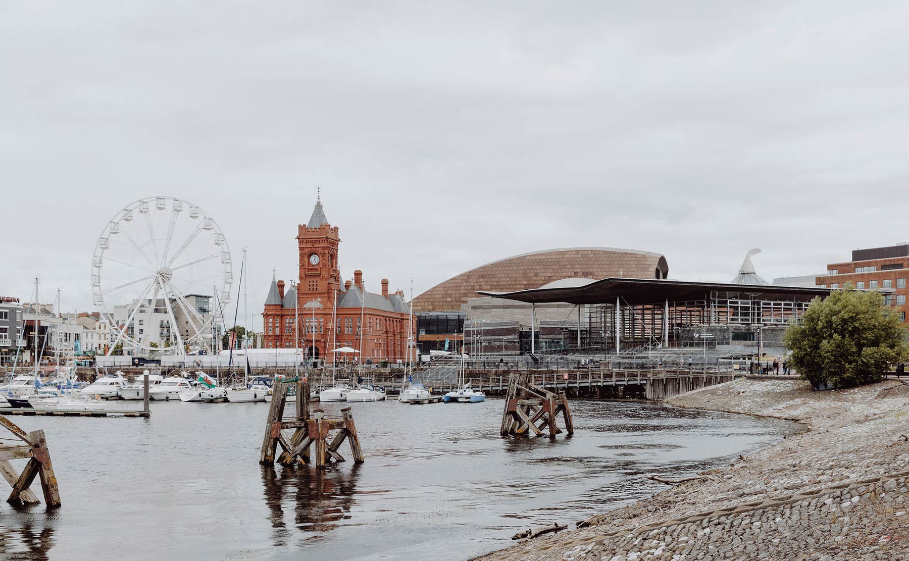 Wood Street House - World’s friendliest city
